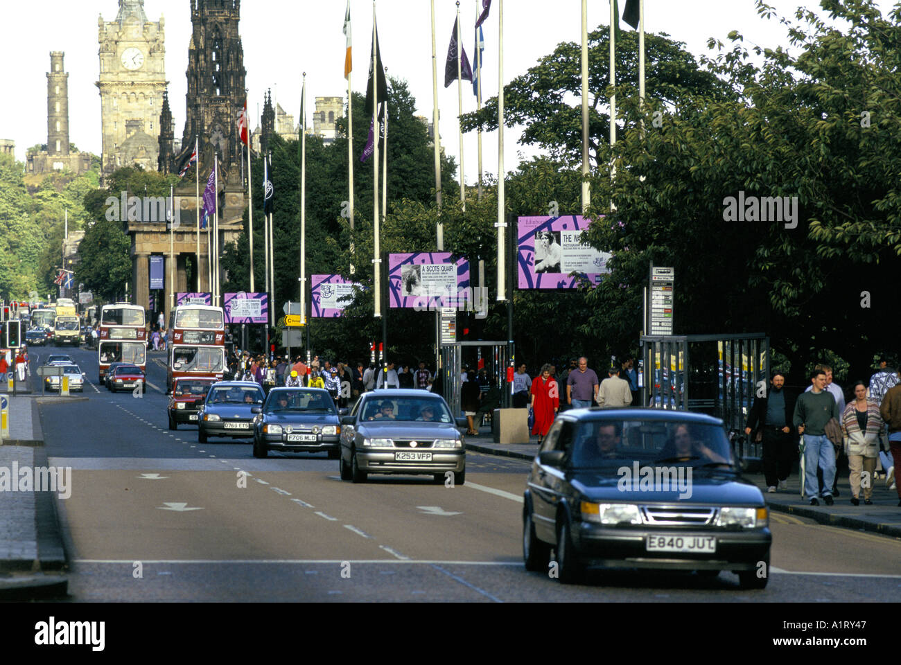 Pavement advertising hi-res stock photography and images - Alamy