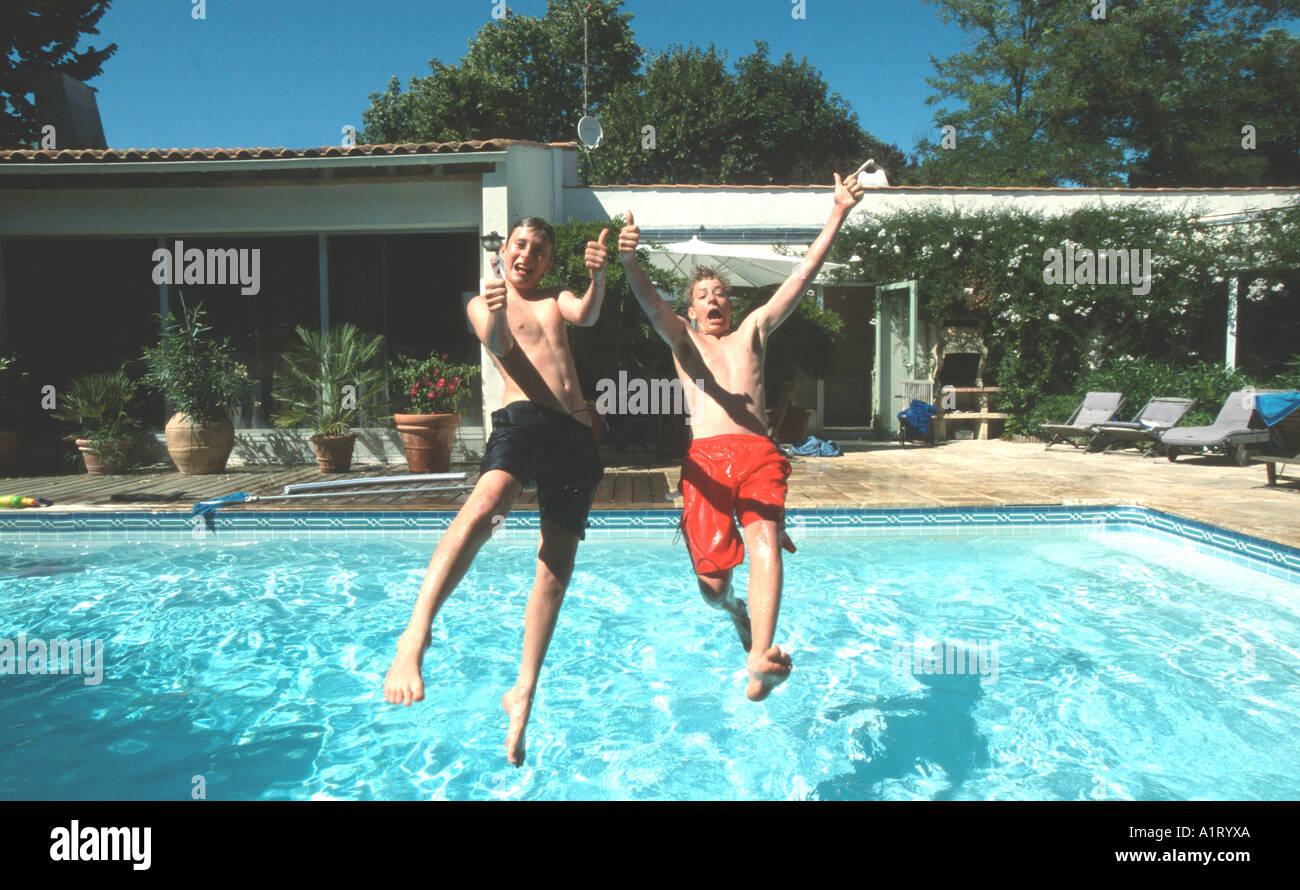 Falling backwards hi-res stock photography and images - Alamy