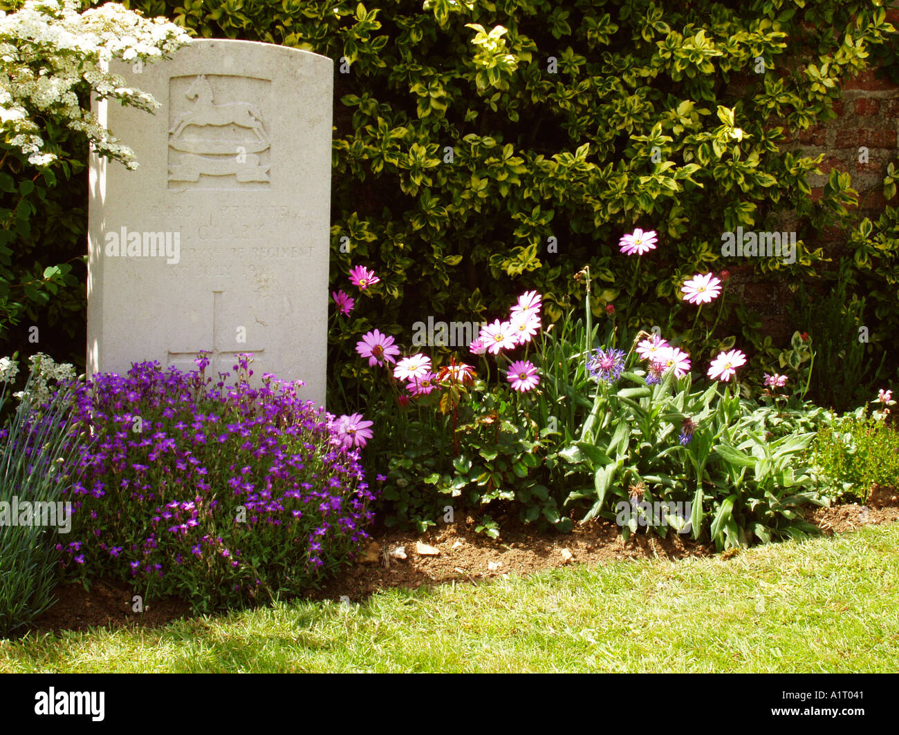 Fricourt cemetery hi-res stock photography and images - Alamy