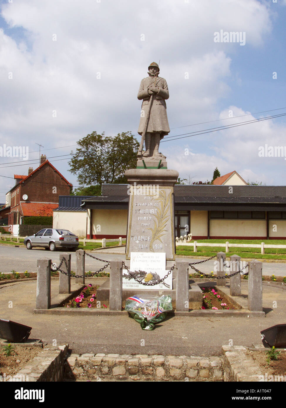 Fricourt cemetery hi-res stock photography and images - Alamy