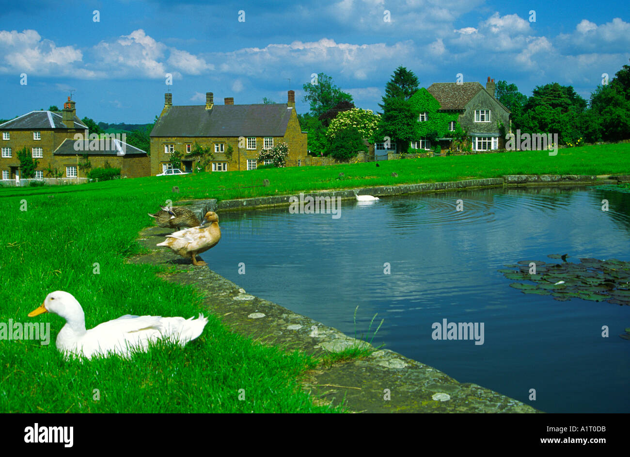 Warmington village hi-res stock photography and images - Alamy