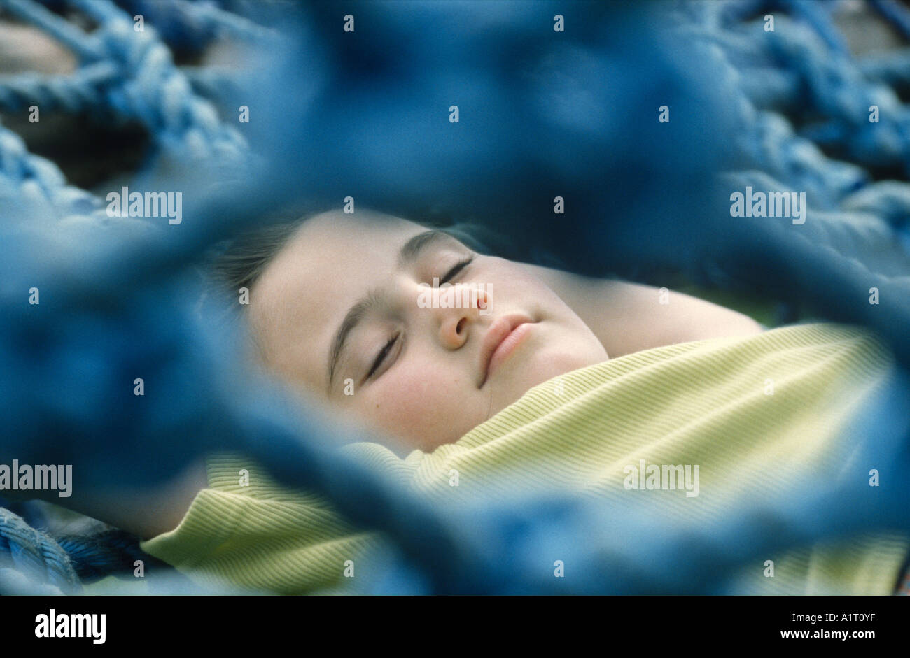 Resting on rope hi-res stock photography and images - Alamy