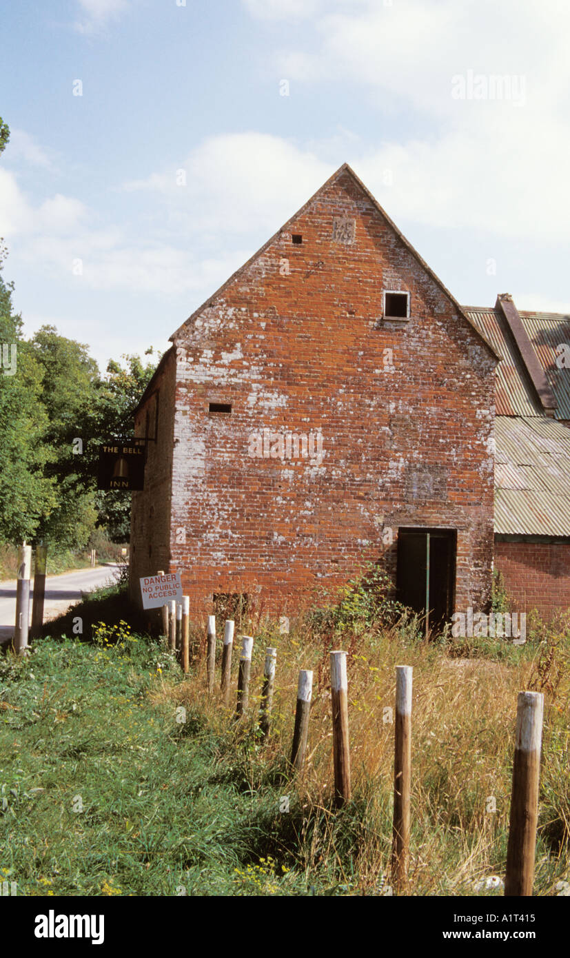 Imber village salisbury plain hi-res stock photography and images - Alamy
