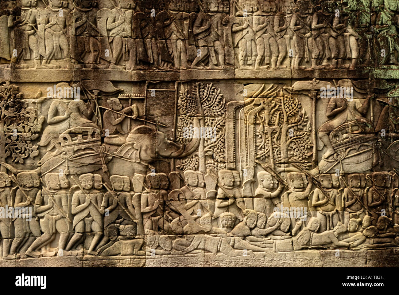 Battle scene bas relief bayon hi-res stock photography and images - Alamy