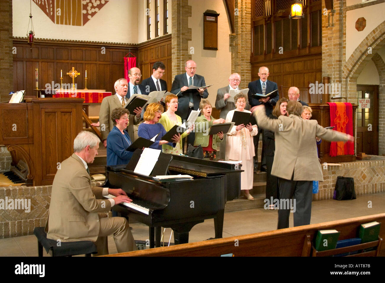 Choir singing at Grace University Lutheran Church Minneapolis Minnesota ...