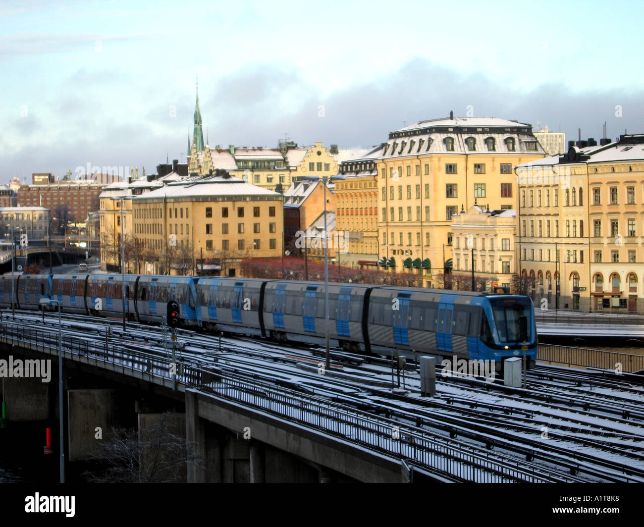 Lightrail commuter train hi-res stock photography and images - Alamy
