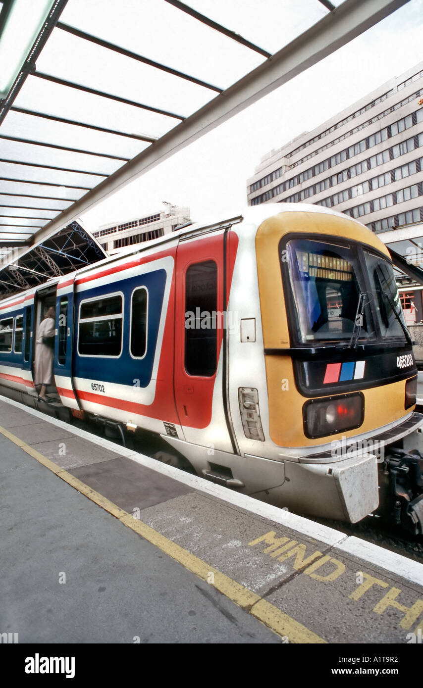 LONDON, UK, Side View, "Victoria Station" "Connex Rail" Train on ...