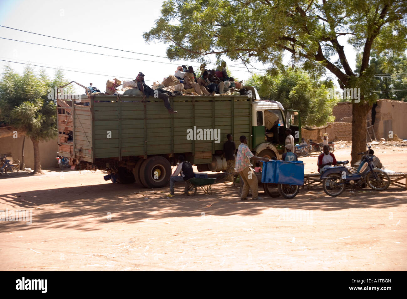 Street scene in the town of San Mali West Africa Stock Photo - Alamy