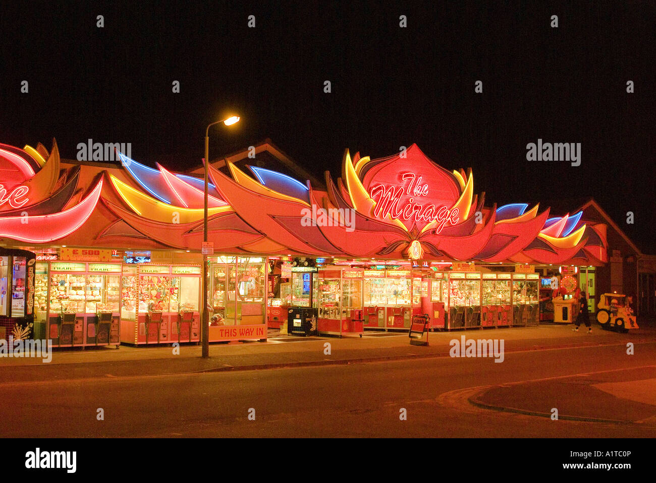 Arcade tokens hi-res stock photography and images - Alamy