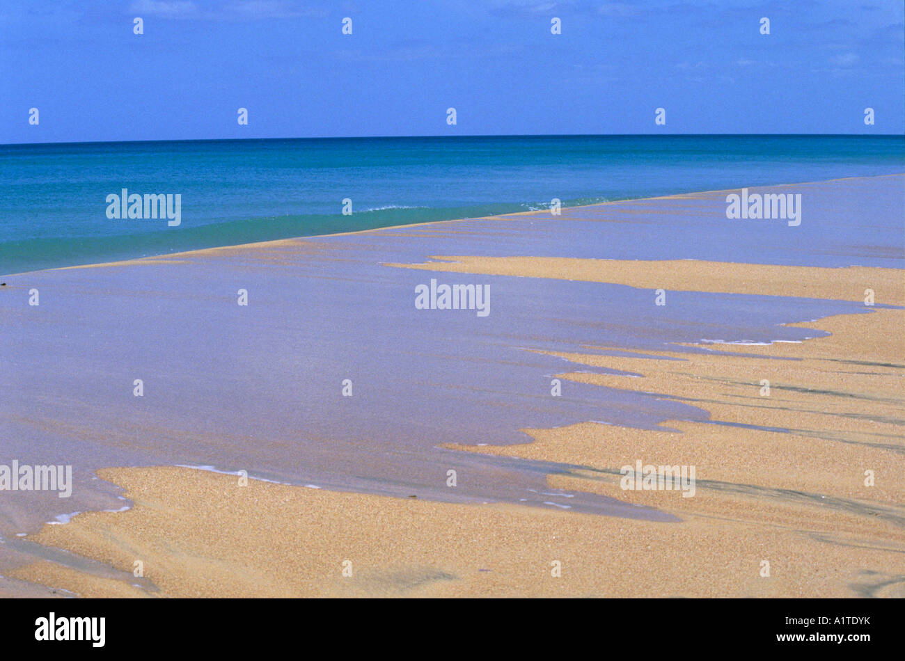 beach near town of galle sri lanka Stock Photo - Alamy