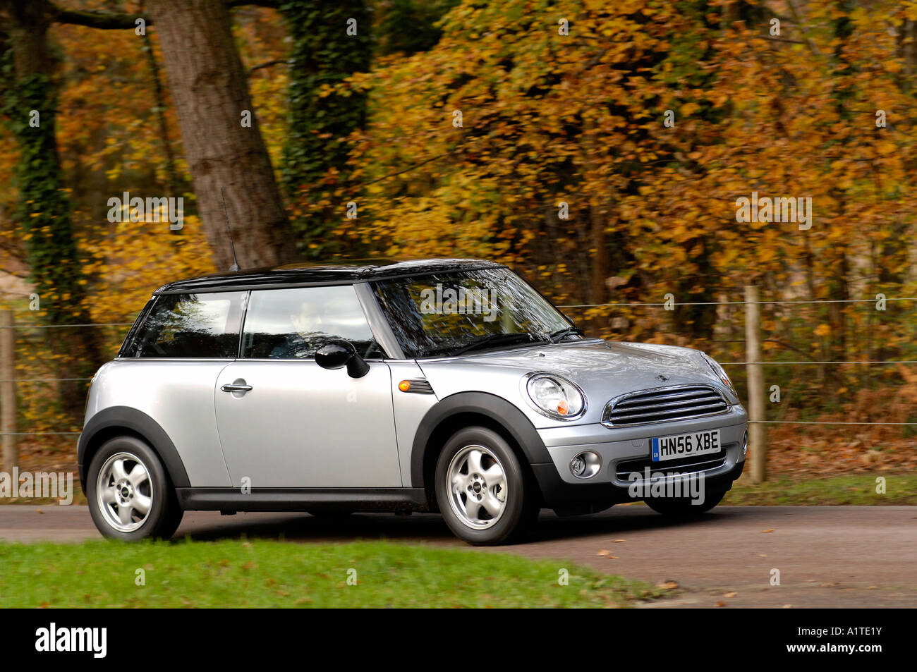 2006 Mini Cooper Stock Photo - Alamy