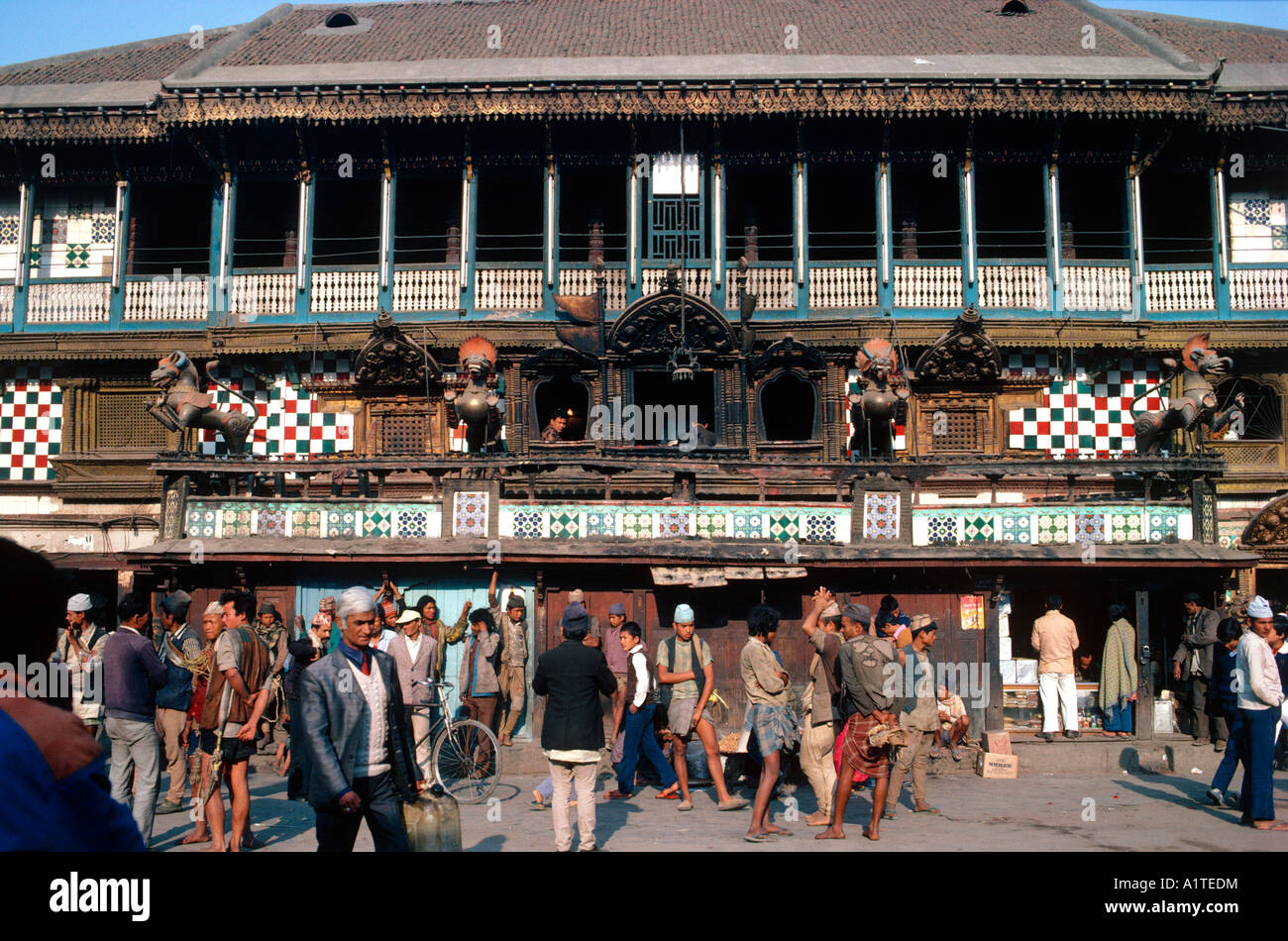 Kathmandu lane hi-res stock photography and images - Alamy