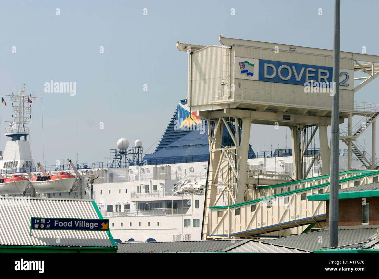 Dover and customs hi-res stock photography and images - Alamy