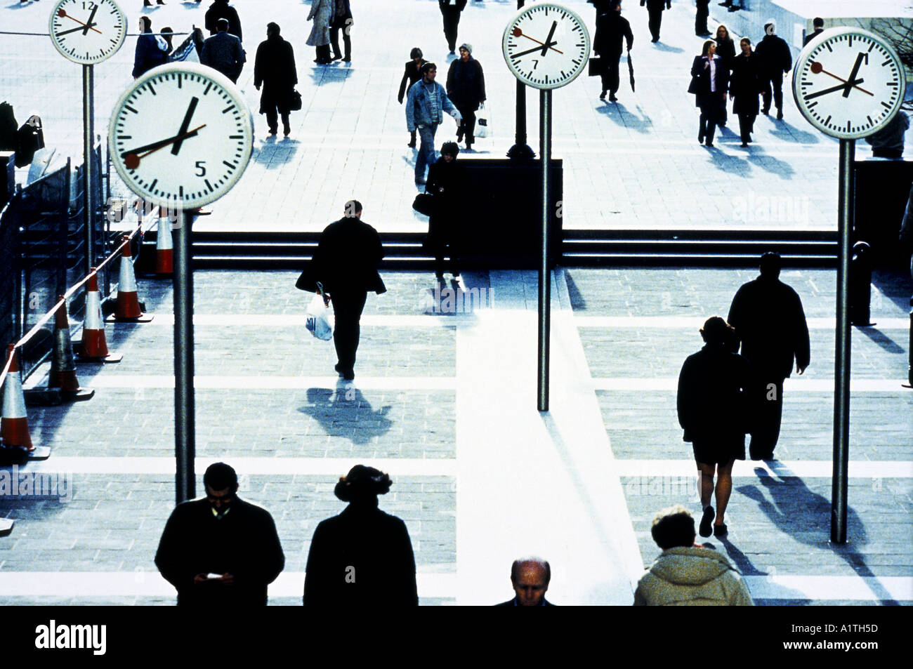 CANARY WHARF LONDON 2001 Stock Photo - Alamy