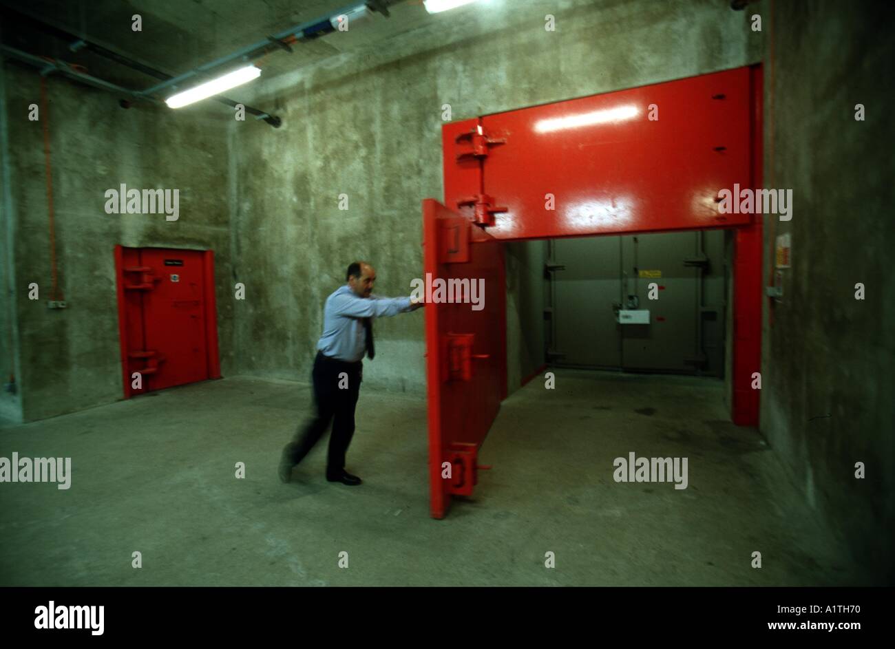 THE BUNKER UK co-location site based at an old MOD nuclear bunker in ...