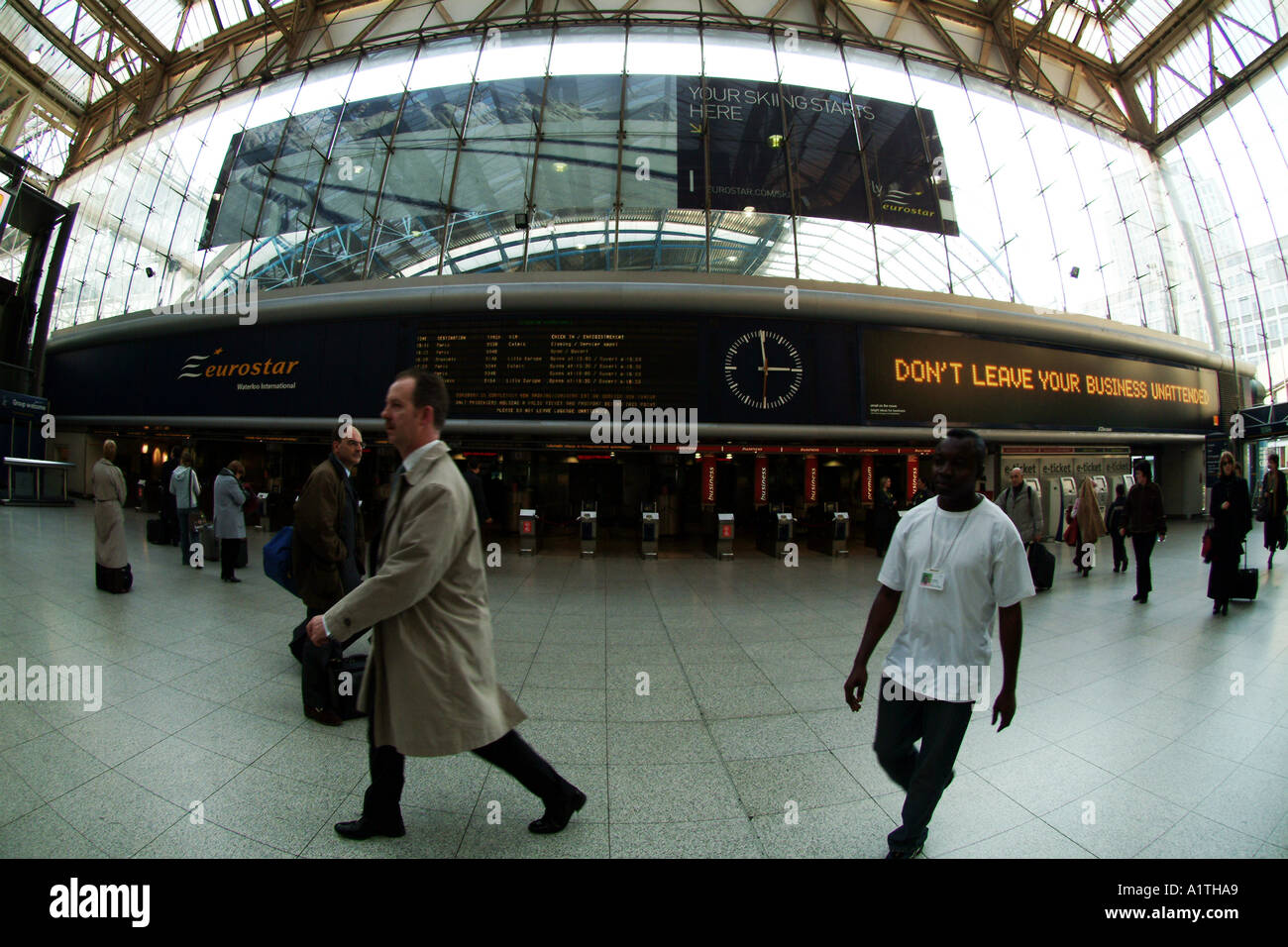 eurostar terminal waterloo train station Stock Photo - Alamy