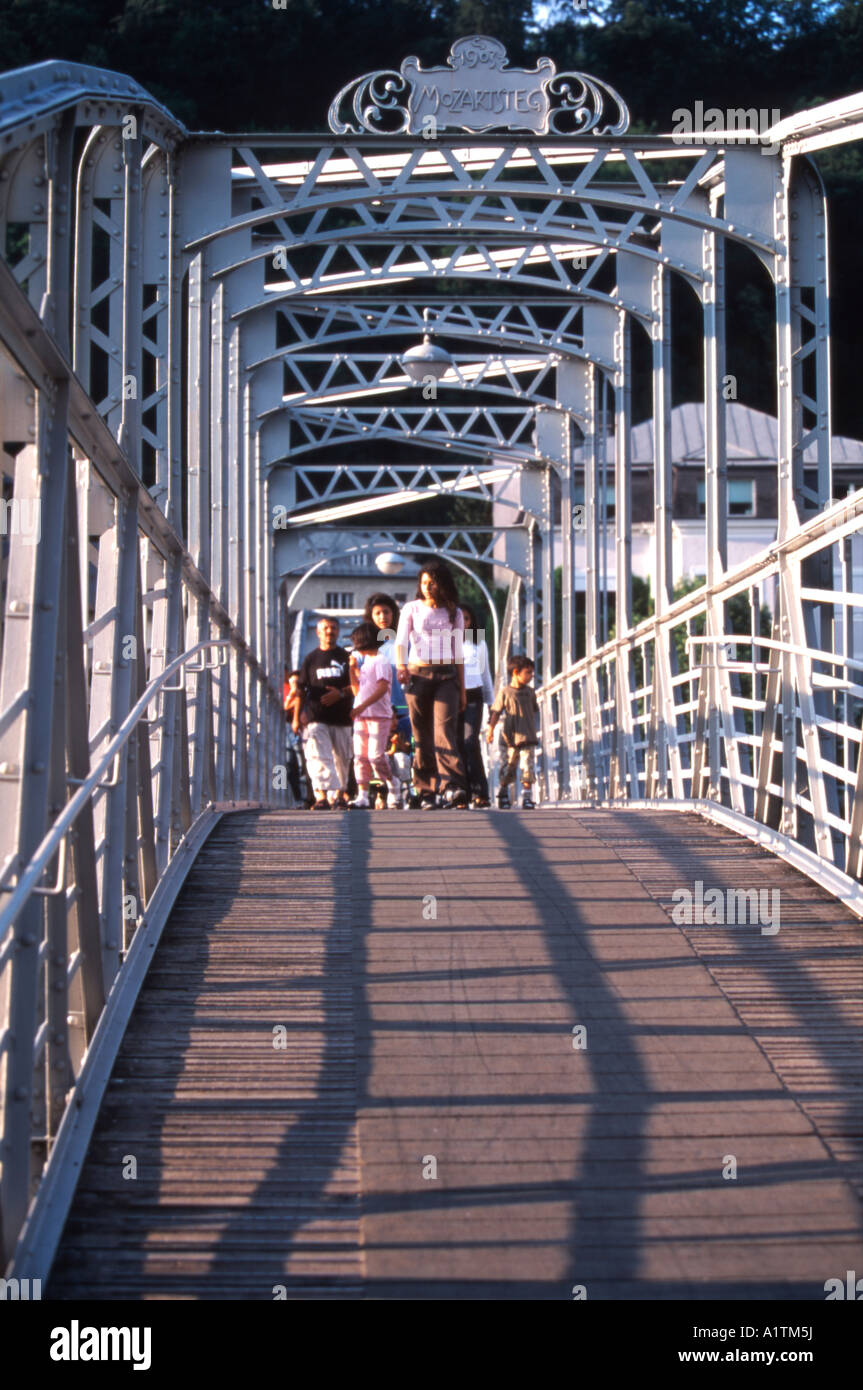 Mozartsteg Bridge Salzburg Austria Stock Photo - Alamy