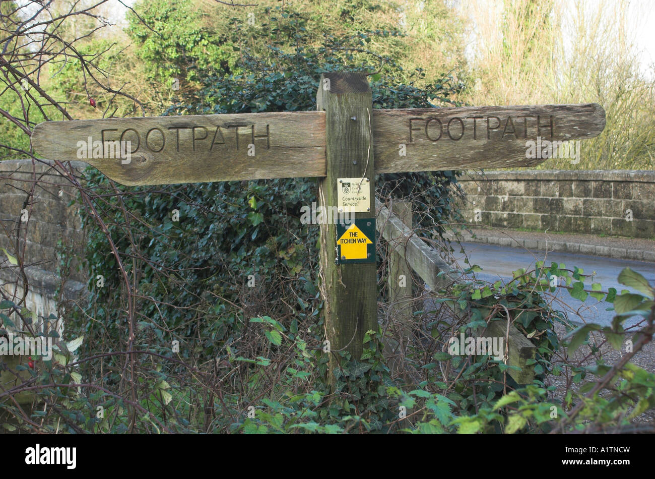 Wooden footpath sign by the Itchen Navigation in Winchester, Hampshire ...