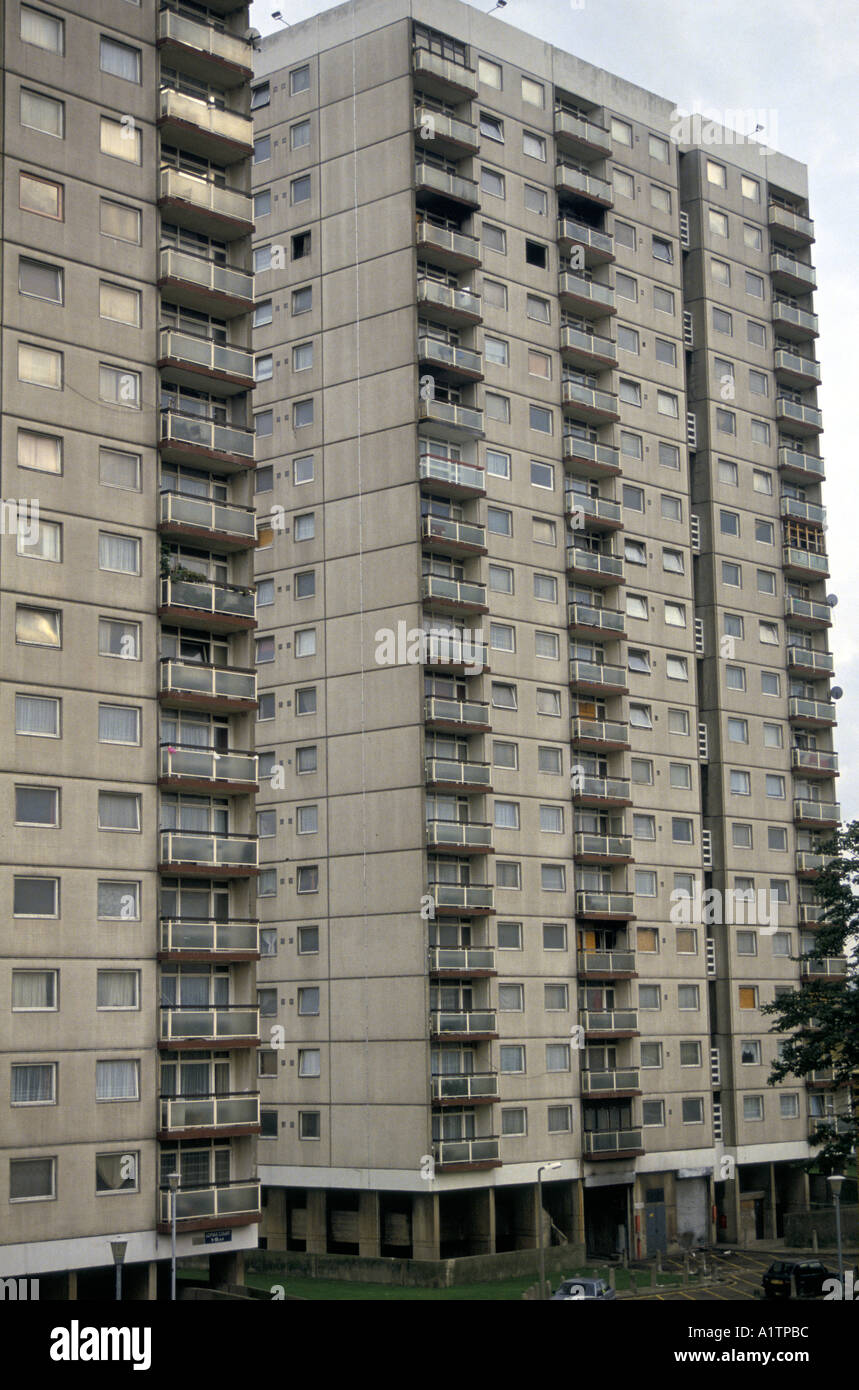 High rise appartment blocks hi-res stock photography and images - Alamy