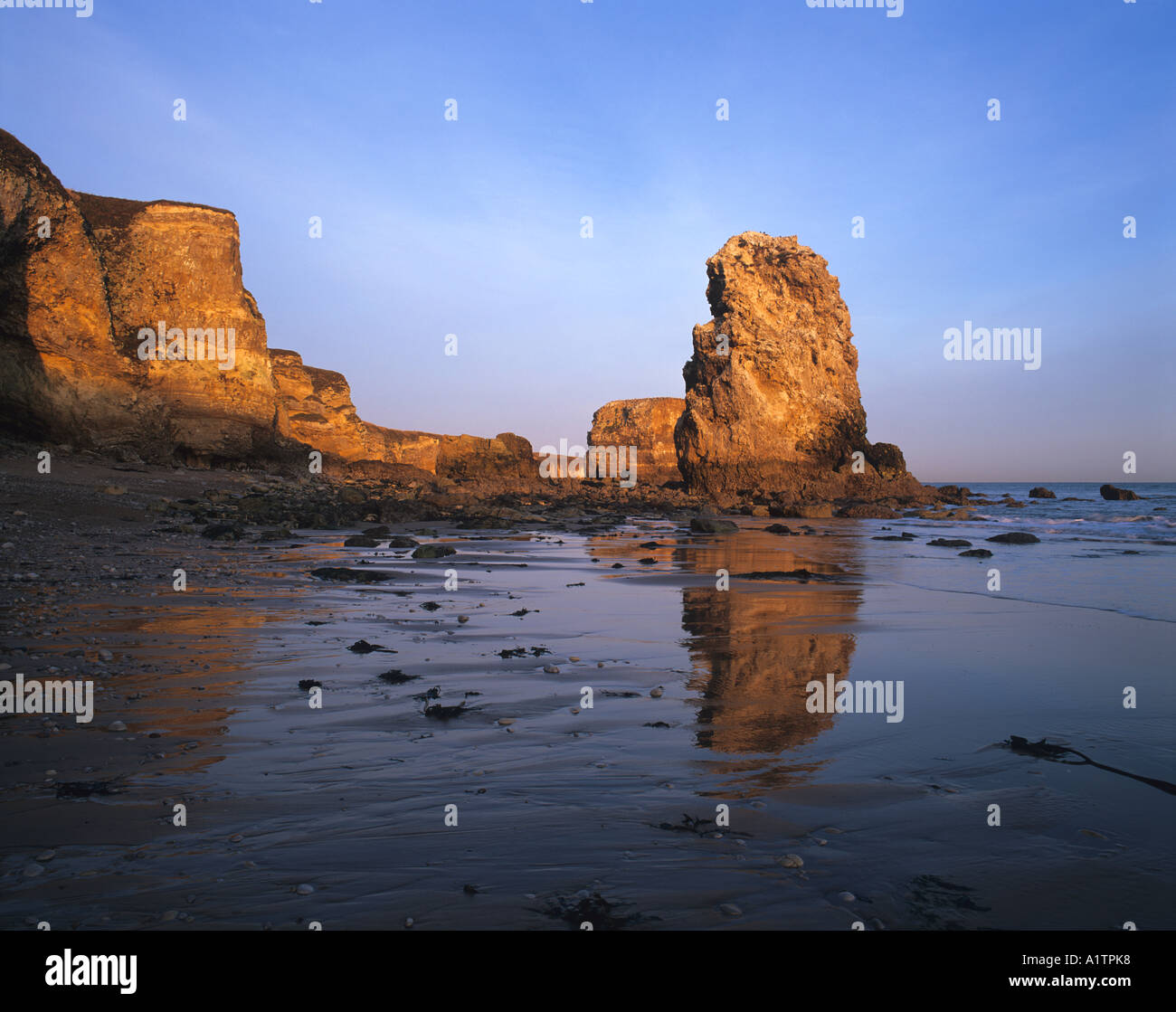 Rock stacks at Marsden Bay South Tyneside Stock Photo - Alamy