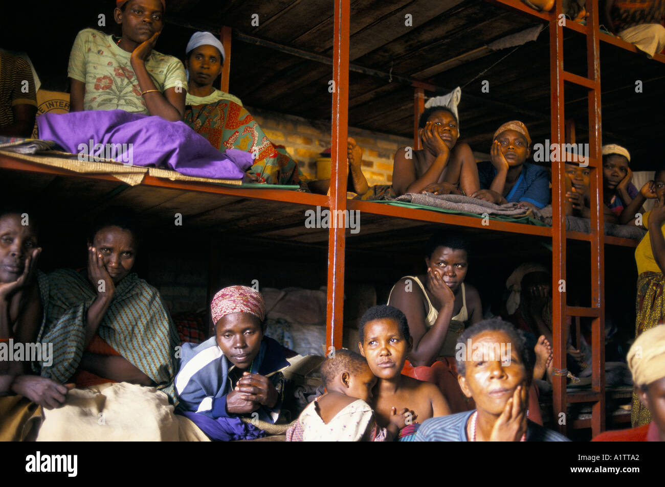 WOMEN ACCUSED OF PARTICIPATION IN THE GENOCIDE, BUTARE PRISON RWANDA ...