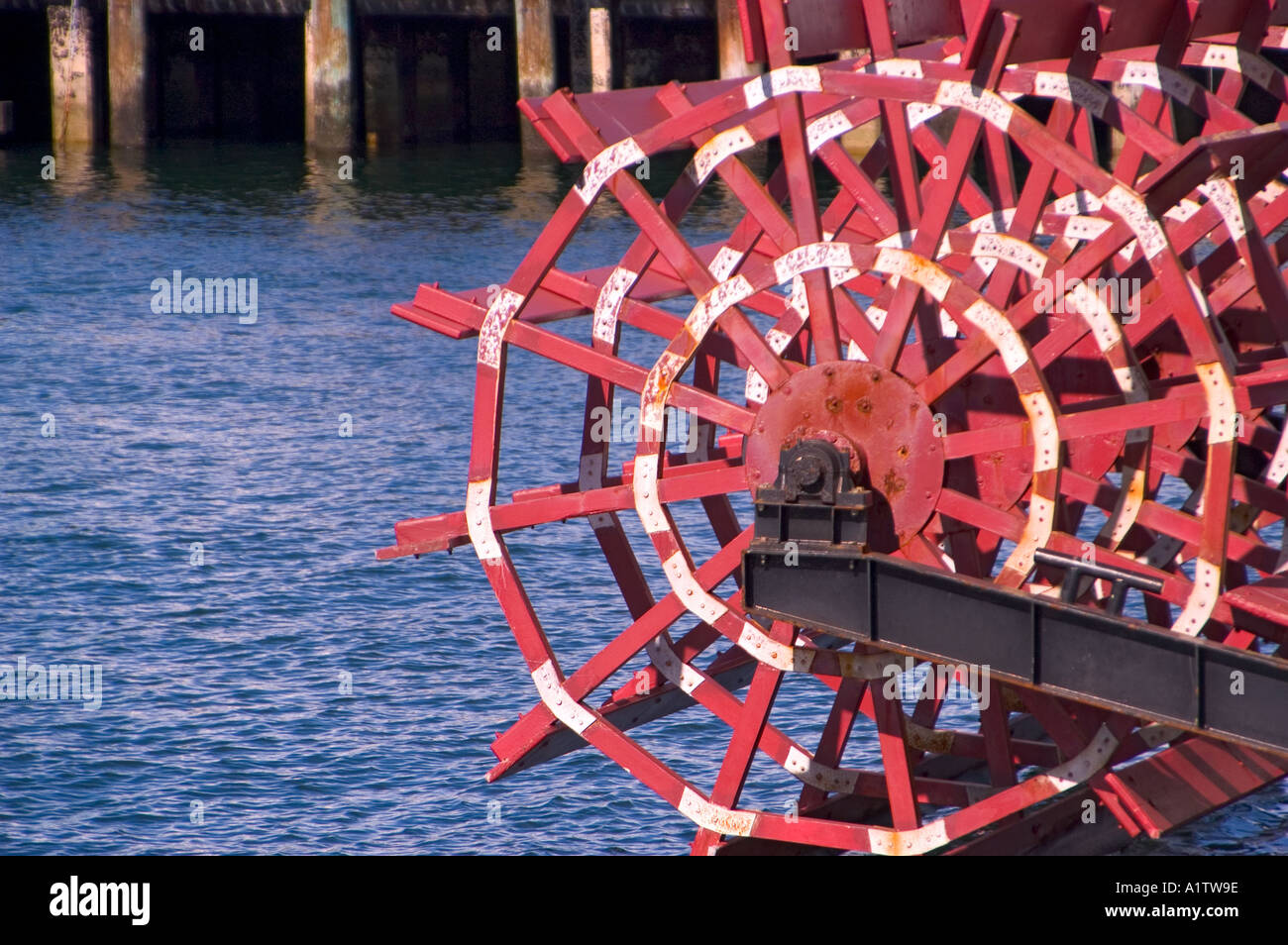 Paddlewheel steamboat hi-res stock photography and images - Alamy