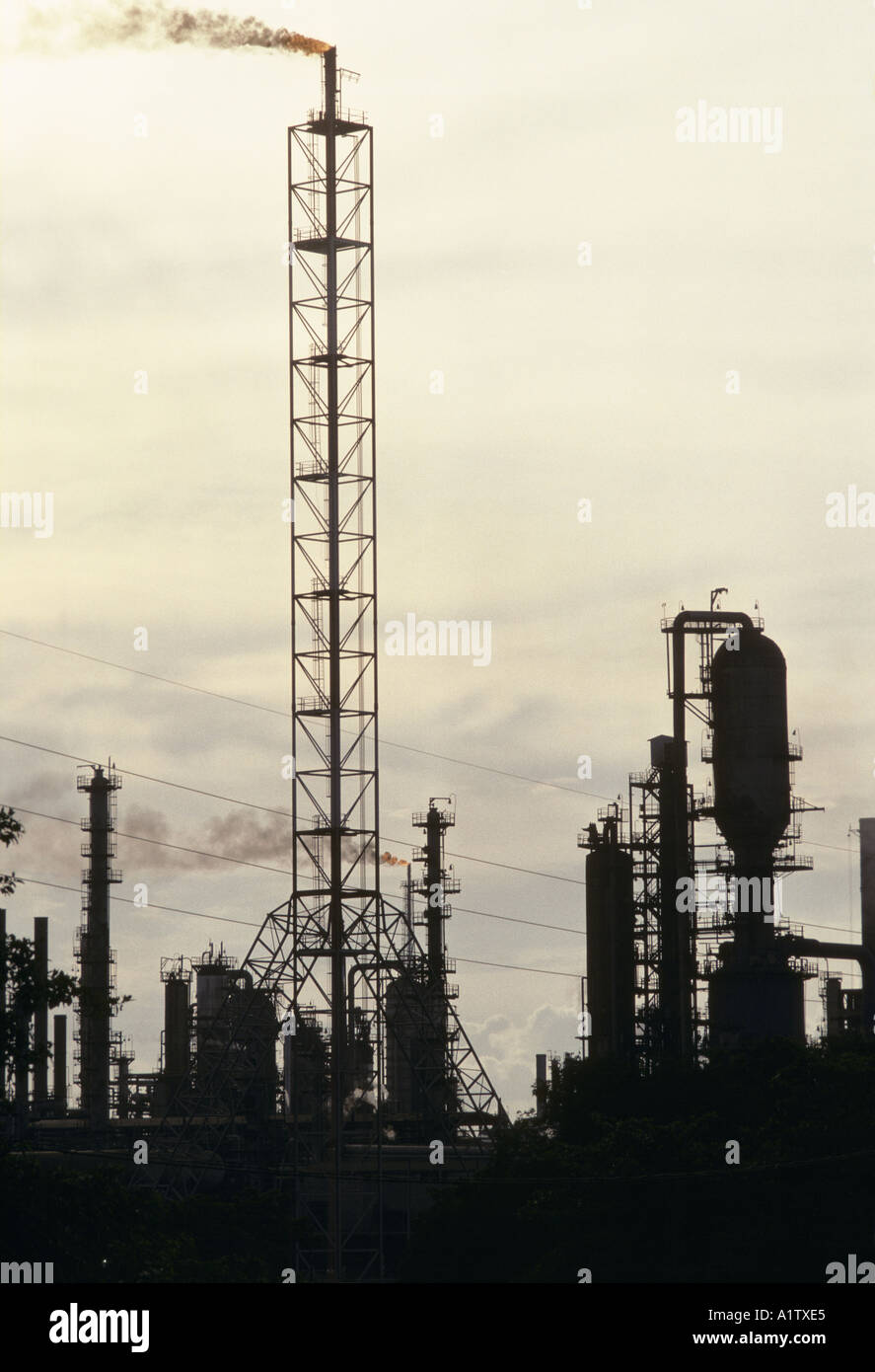 BARANCA BERMEJA OIL REFINERY COLOMBIA Stock Photo - Alamy
