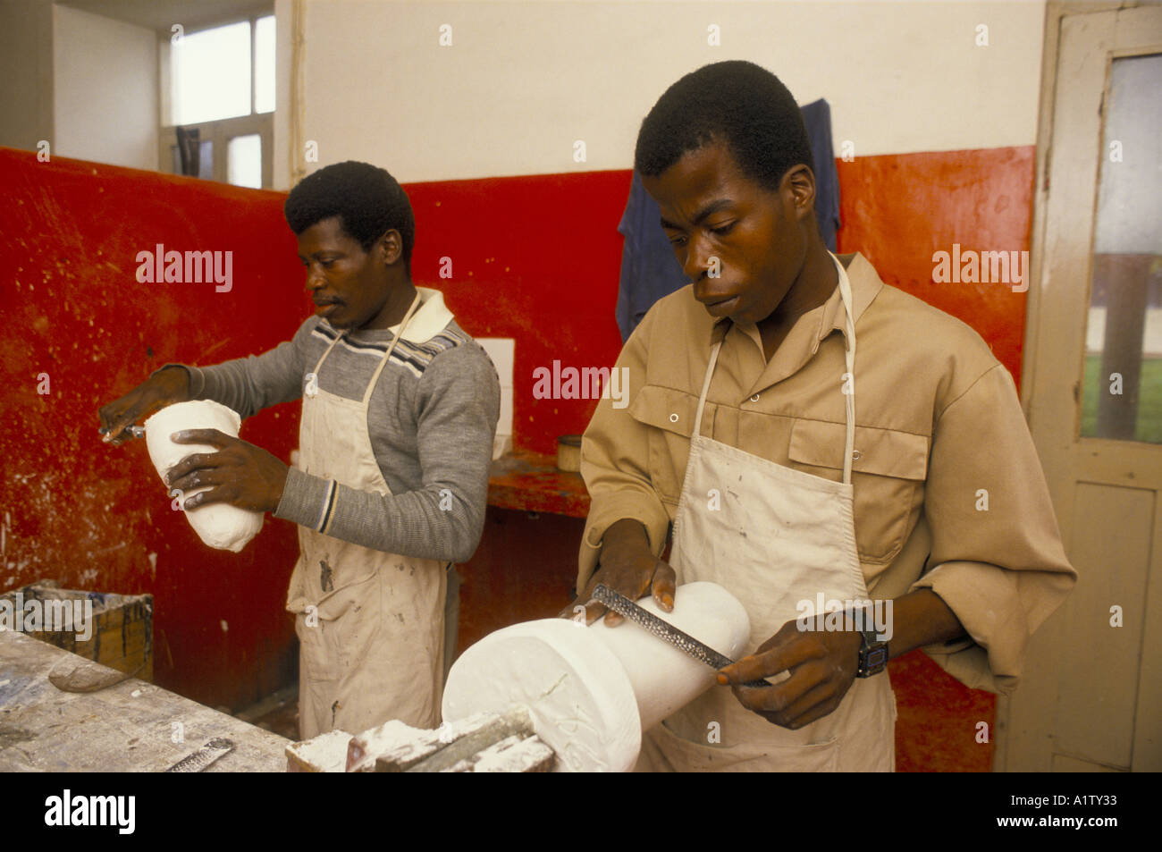 Legs in plaster hi-res stock photography and images - Alamy