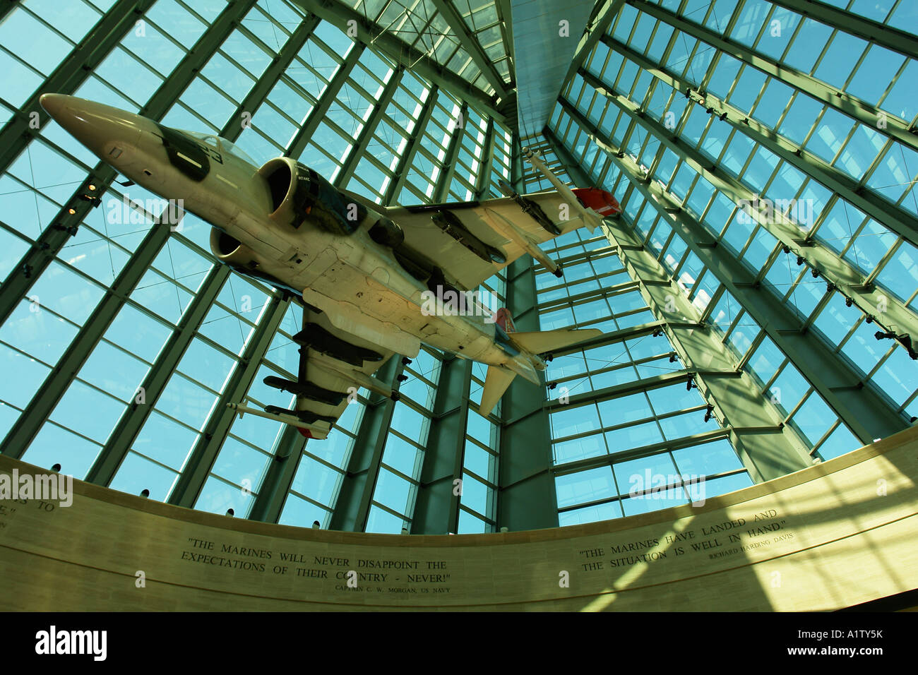 National museum of the marine corps images hi-res stock photography and ...