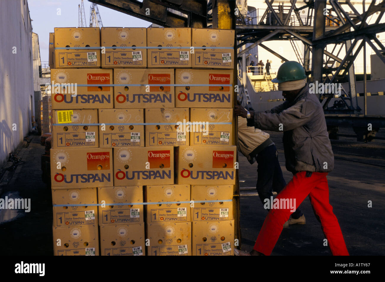 Outspan hi-res stock photography and images - Alamy