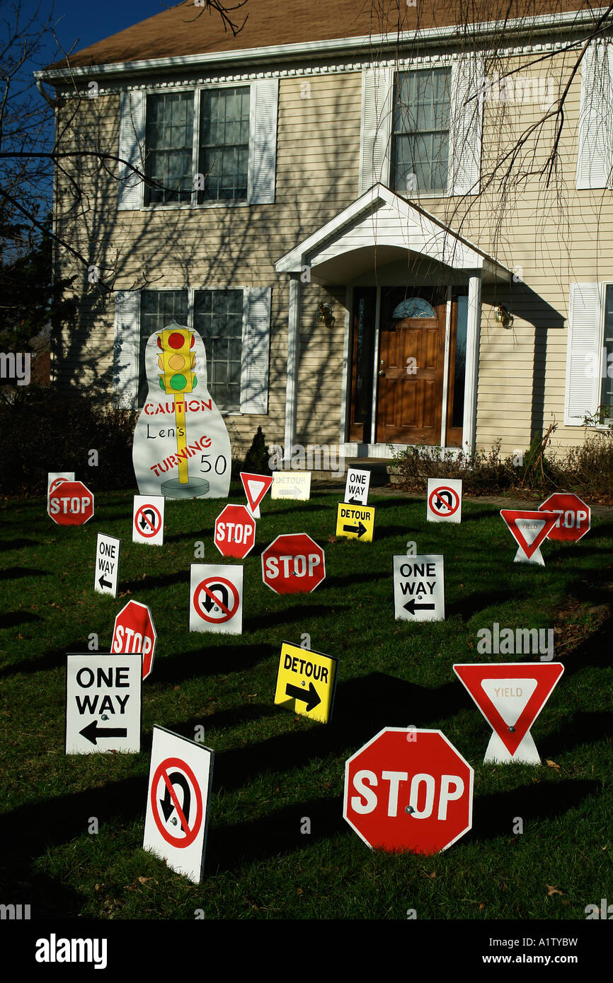 AJD55311, Allentown, PA, Pennsylvania, signs in a front yard Stock ...