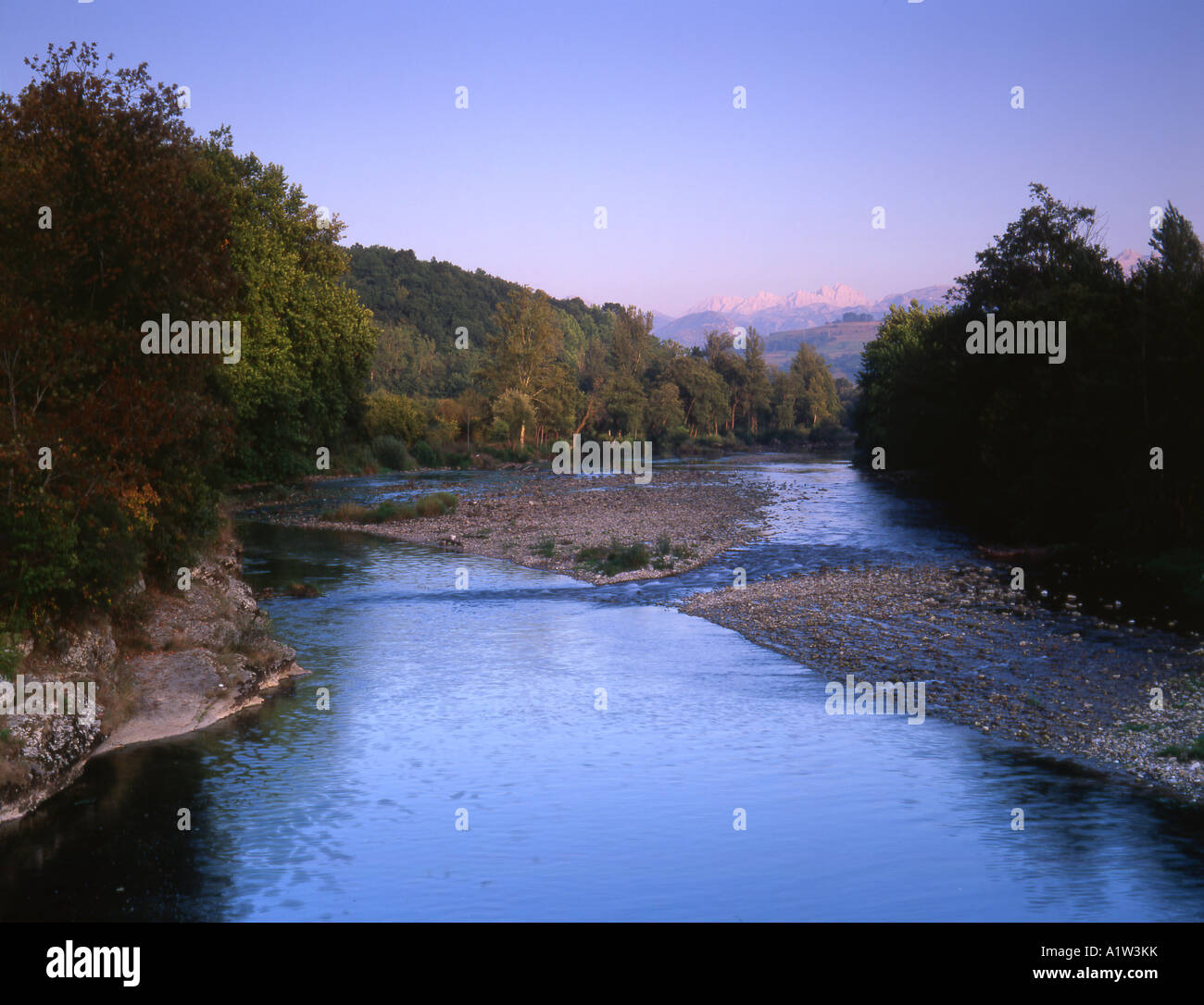 River Sella, Cangas de Oniz, Asturias, Spain Stock Photo - Alamy