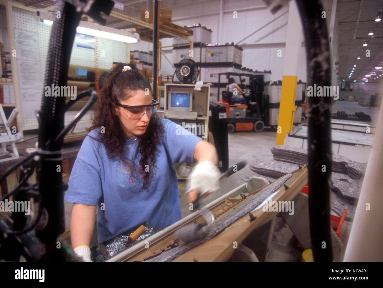 Johnson controls hi-res stock photography and images - Alamy