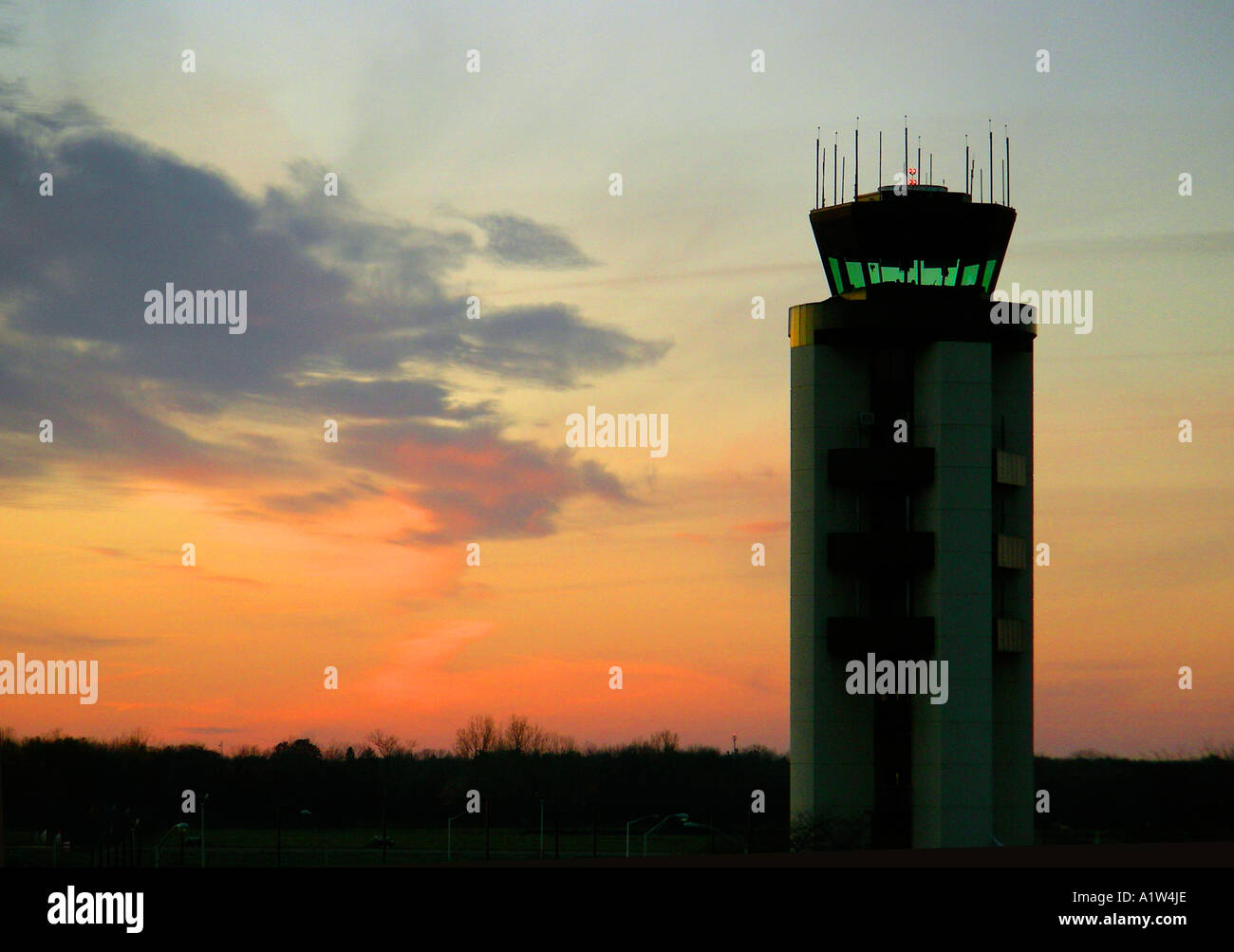 Air traffic control tower Stock Photo - Alamy