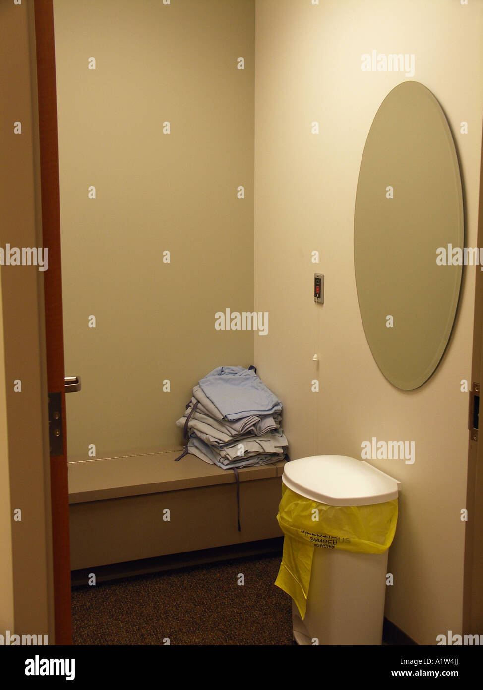 Hospital changing room hi-res stock photography and images - Alamy