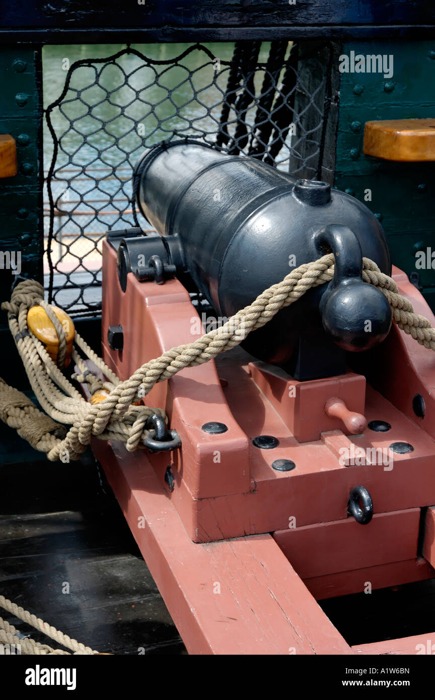 Deck Cannon Stock Photos & Deck Cannon Stock Images - Alamy