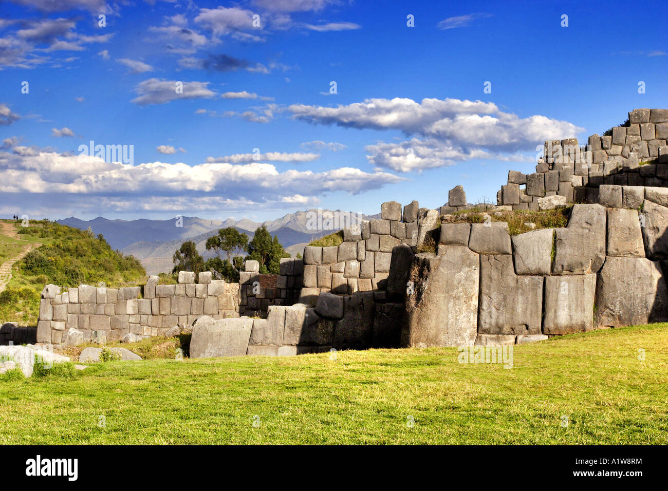Sacsayhuaman inca fortress peru hi-res stock photography and images - Alamy