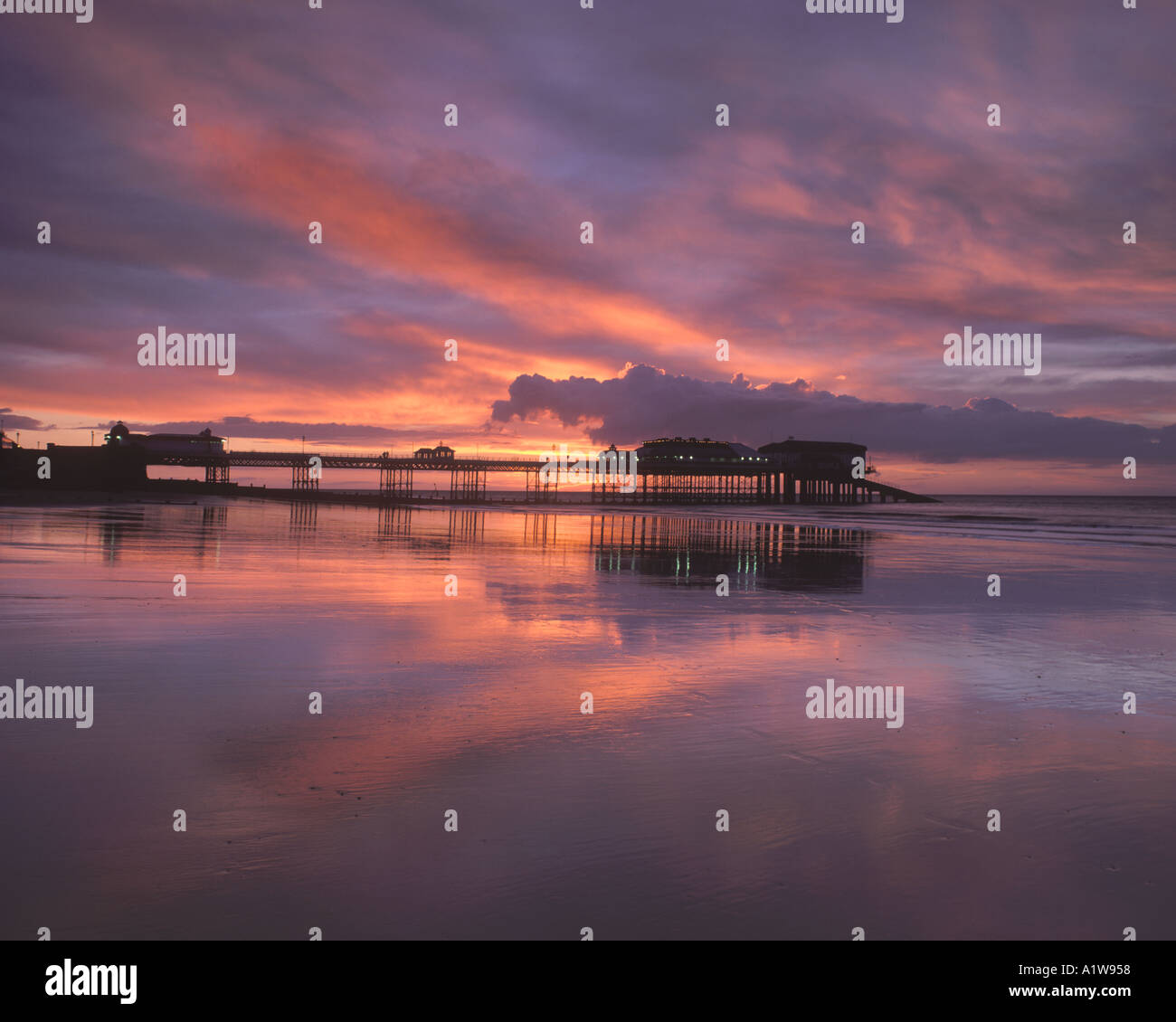 Fantastic sunset view from ocean hi-res stock photography and images ...