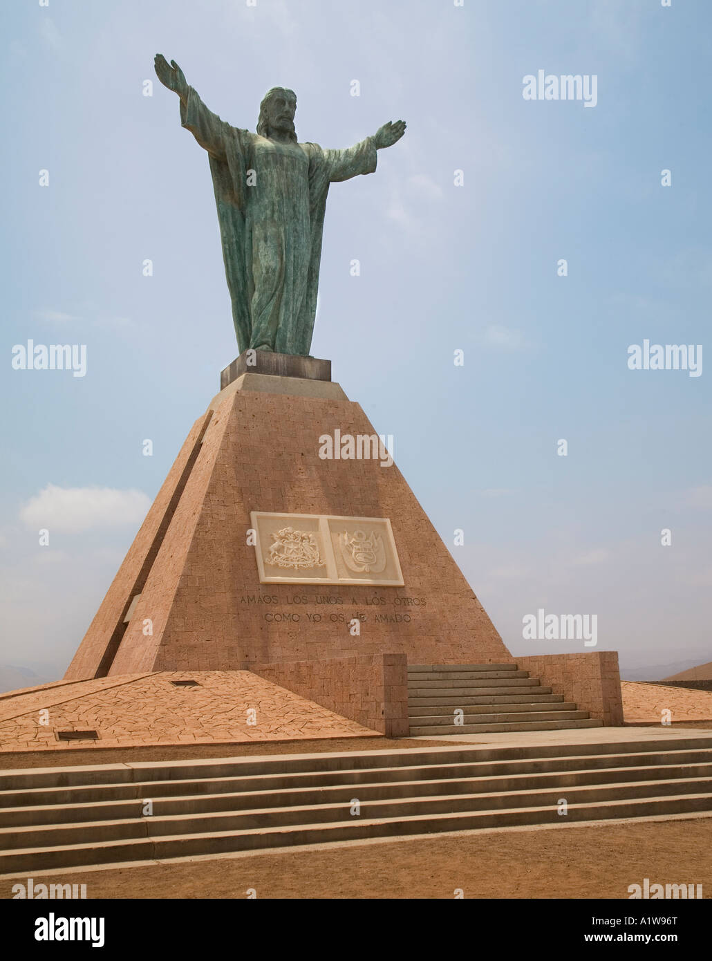 El CristoStatue on top ot El Morro, Arica, Chile. This statue of Christ ...