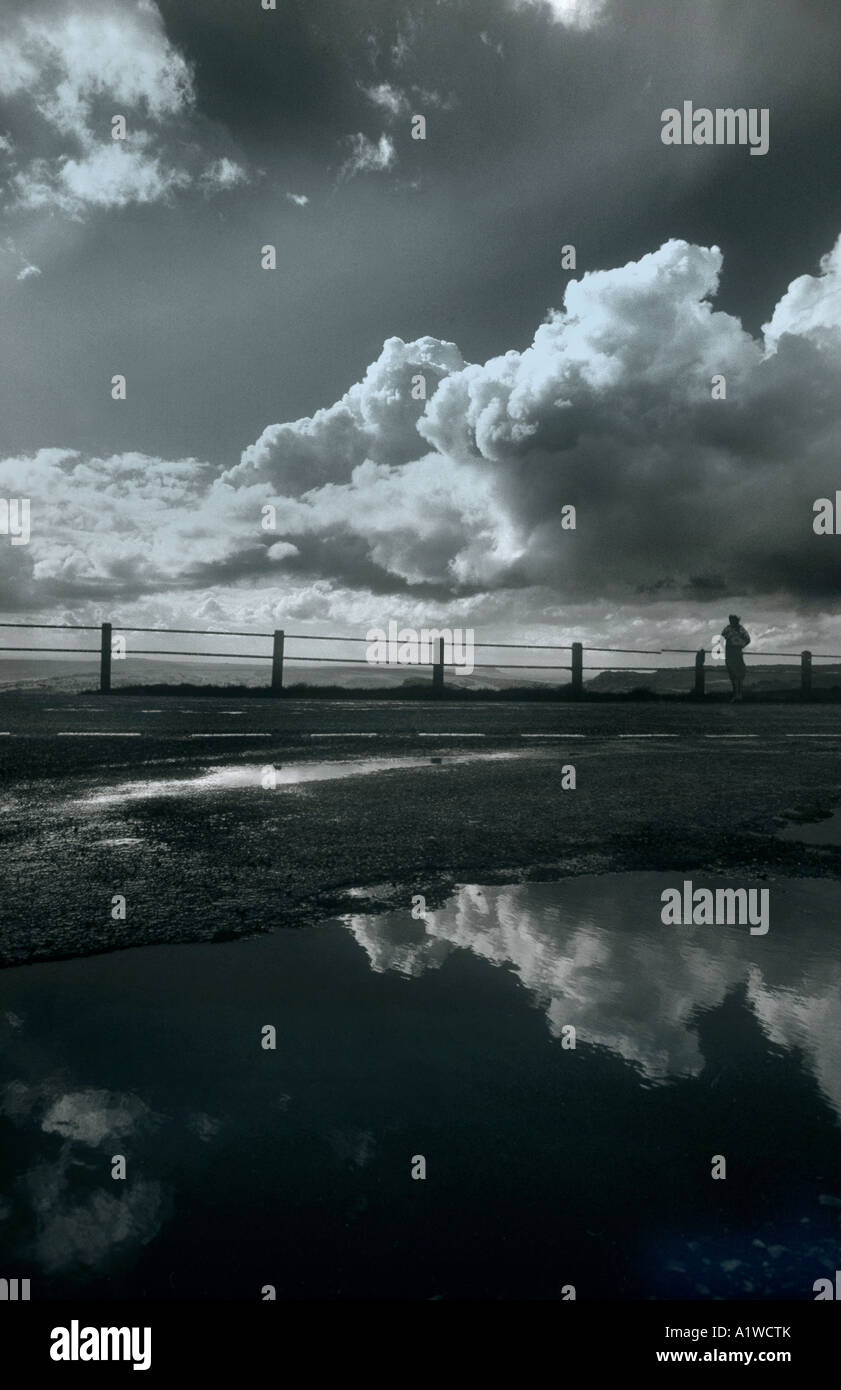 Rainwater sky reflections hi-res stock photography and images - Alamy