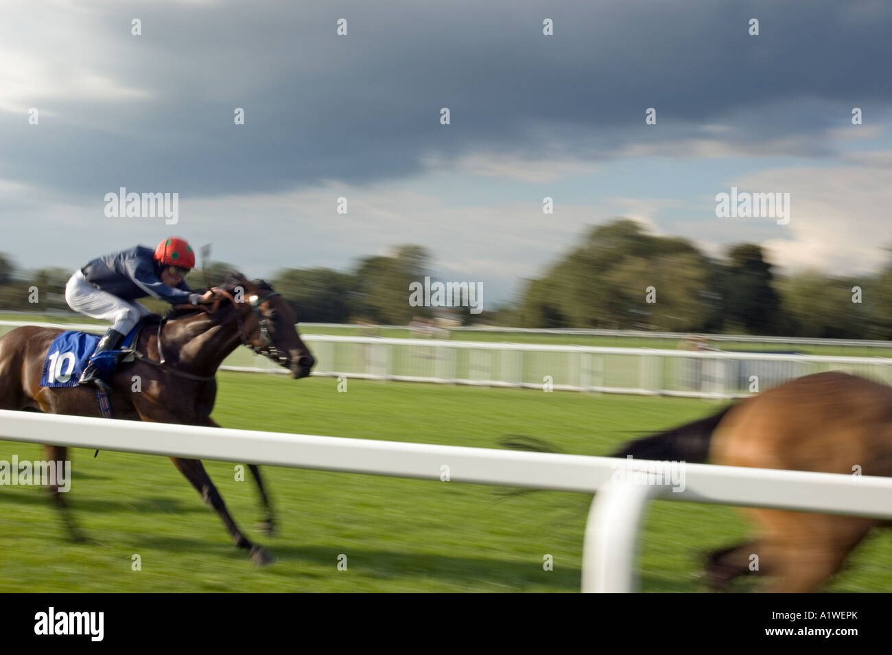 Windsor racecourse hi-res stock photography and images - Alamy