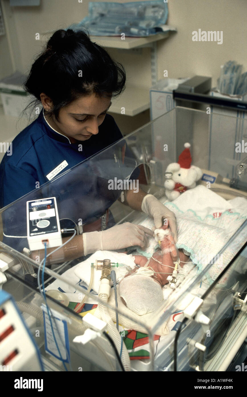 Neonatal ward hospital hi-res stock photography and images - Alamy
