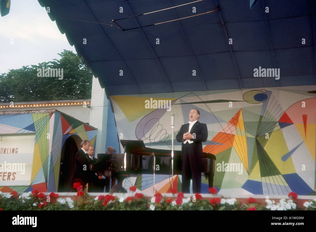 Jussi björling hi-res stock photography and images - Alamy