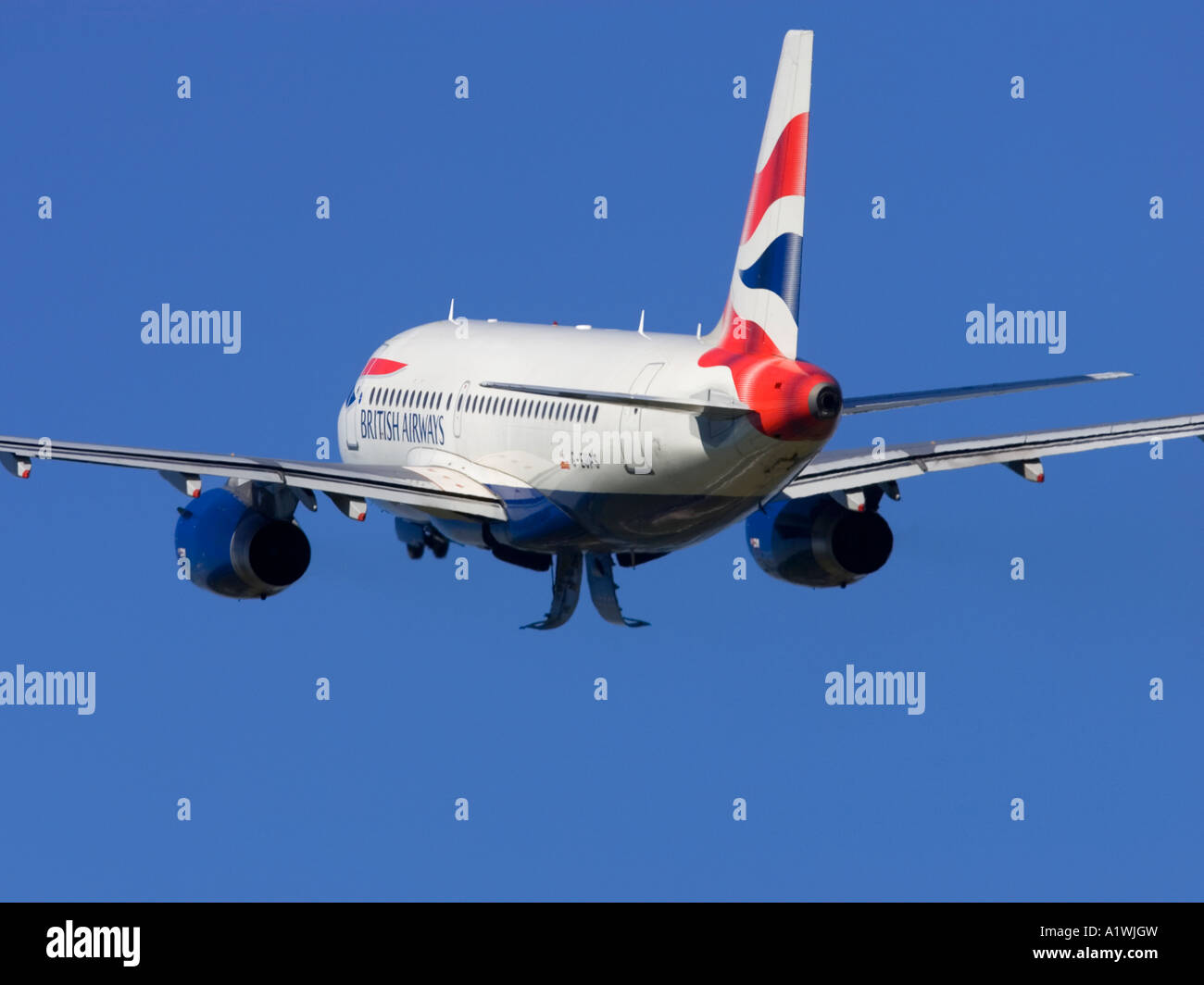 British airways airbus a320 departing hi-res stock photography and ...