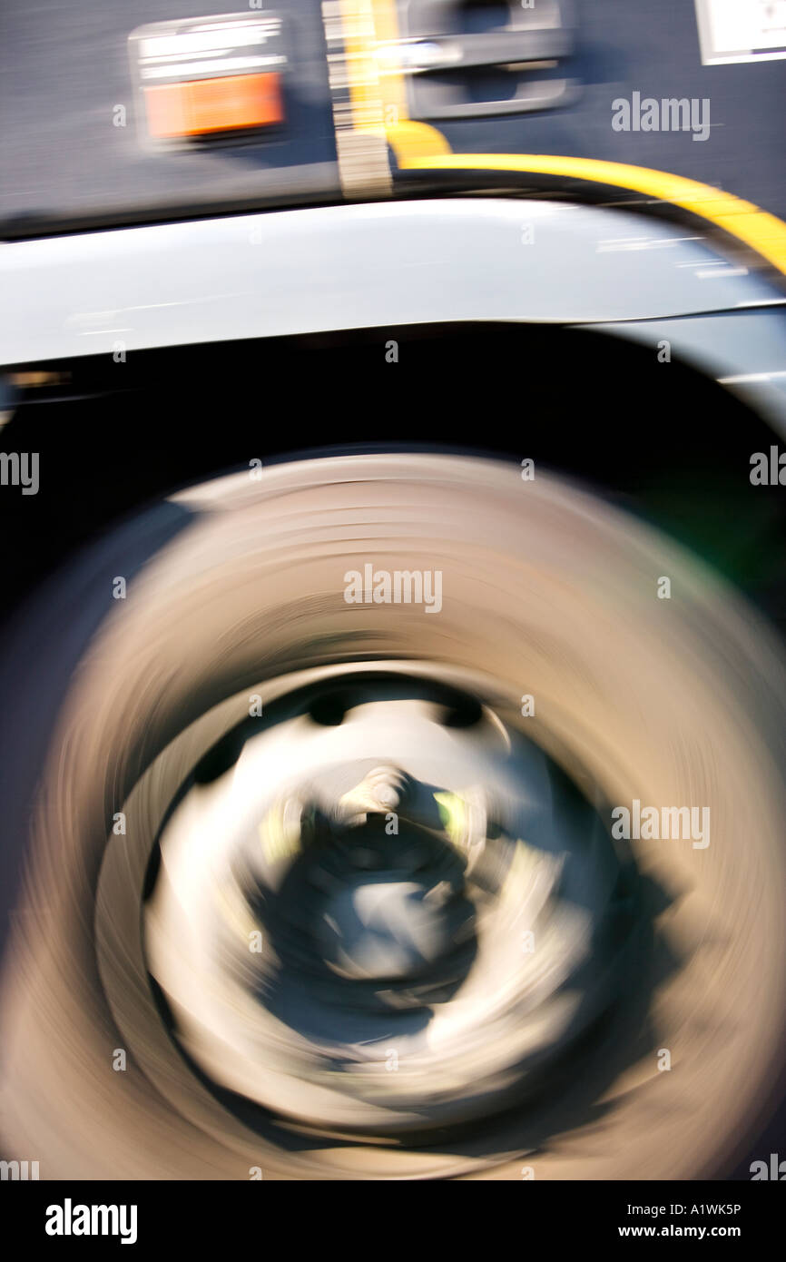 HGV lorry wheel Stock Photo - Alamy