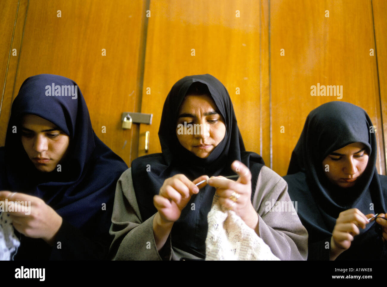 Poor women hi-res stock photography and images - Alamy