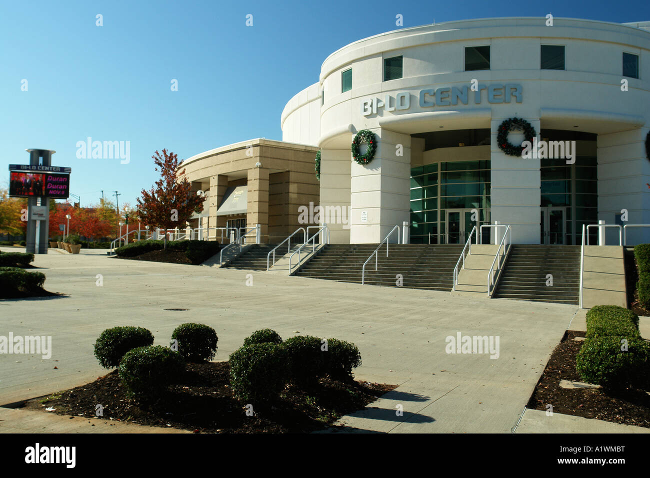 Bi lo hi-res stock photography and images - Alamy