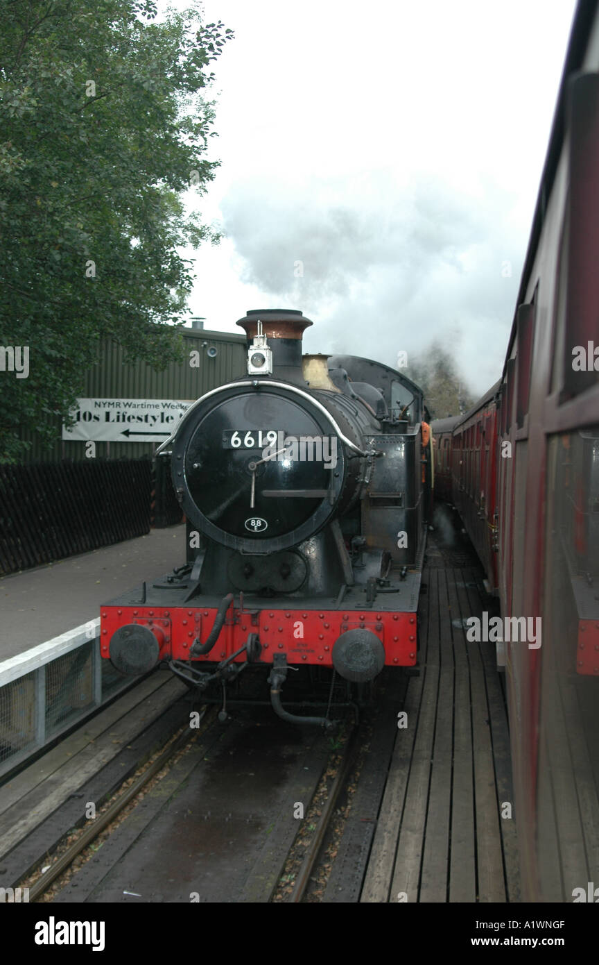 Class 5600 hi-res stock photography and images - Alamy