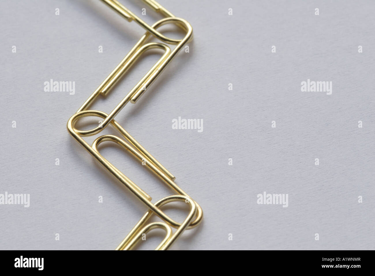 Paperclip chain hi-res stock photography and images - Alamy