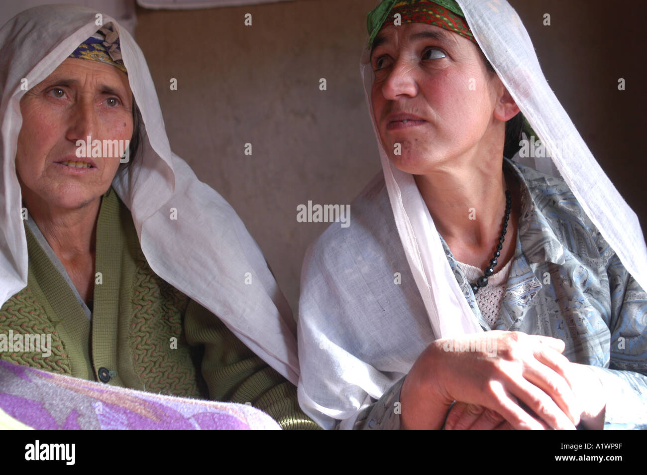 Afghan village women hi-res stock photography and images - Alamy